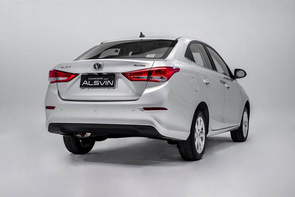 CHANGAN INGRESA AL SEGMENTO DE SEDANES CON LA MODERNA Y ELEGANTE ...