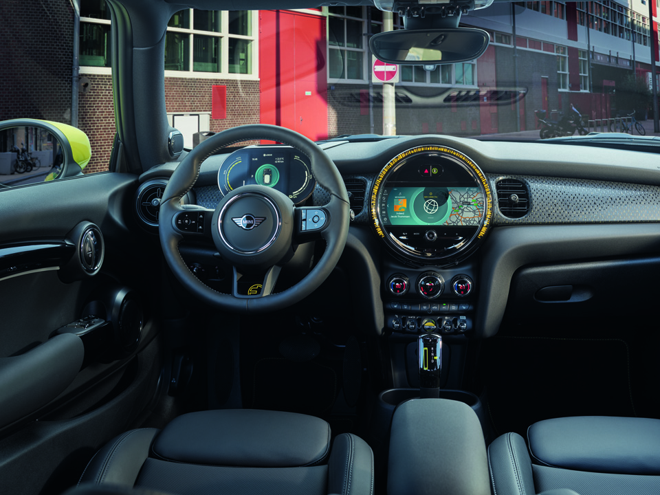 Llega al mercado peruano el primer MINI 100% Eléctrico – Tester